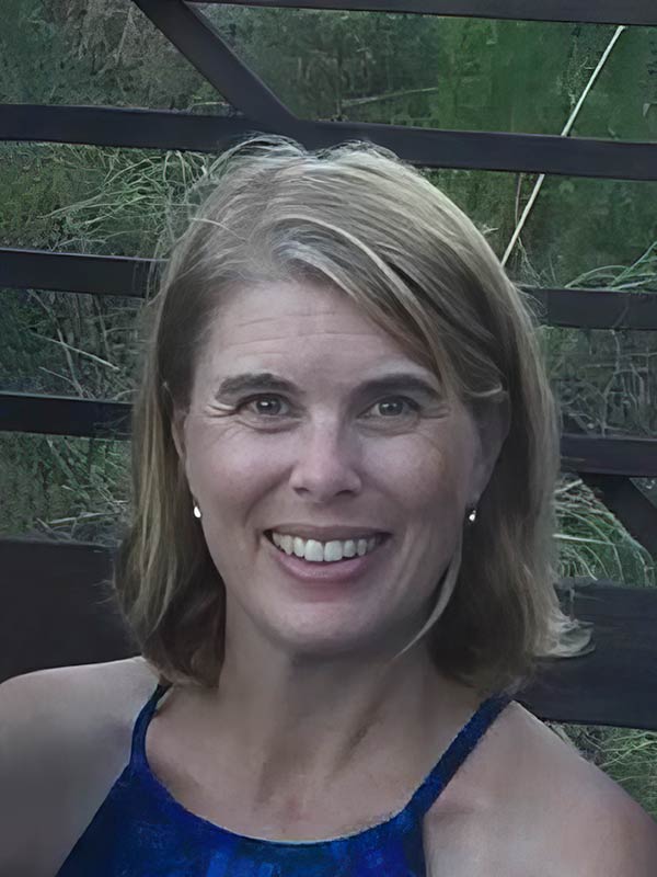 Meet Kristi - Kristi J. Smith